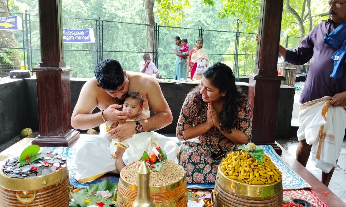 About – Sreekallelyoorali Appooppan Kavu